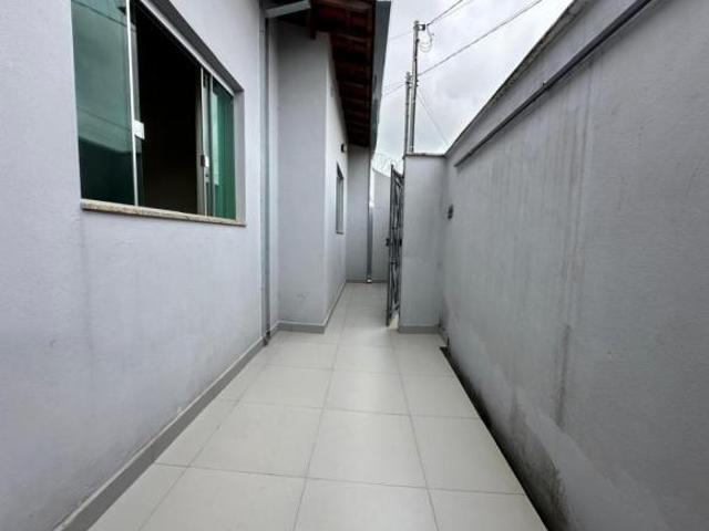 Casa com 2 quartos à venda em Nepomuceno, no bairro Vila Ester