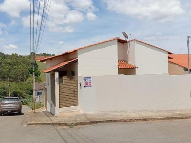 Casa com 2 quartos à venda em Nepomuceno, no bairro Vila Ester
