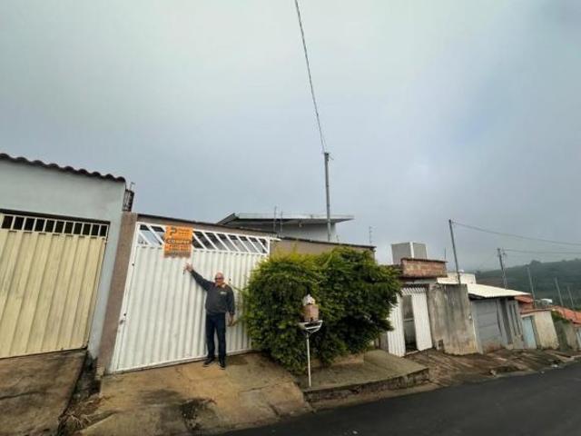 Casa com 2 quartos à venda em Nepomuceno, no bairro Vista Verde