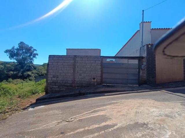 Casa com 2 quartos à venda em Nepomuceno, no bairro Ponte Dos Menezes