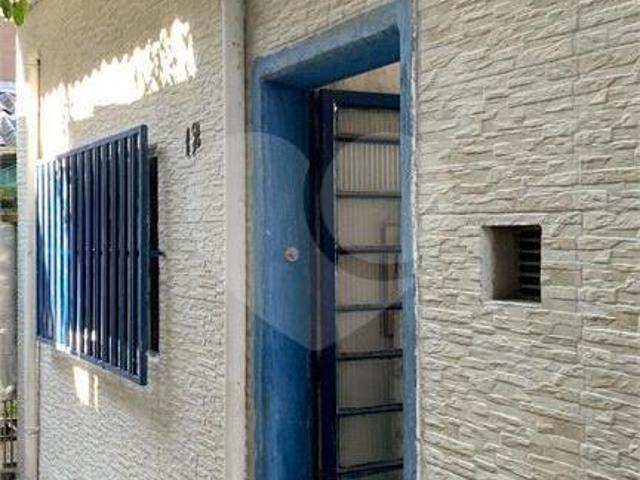 Casa com 2 quartos à venda em Parada inglesa SP