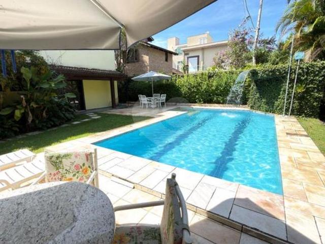 Casa com 2 quartos à venda em Riviera SP
