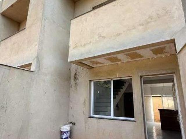 Casa com 2 quartos à venda em Santa Luzia, no bairro Duquesa Ii