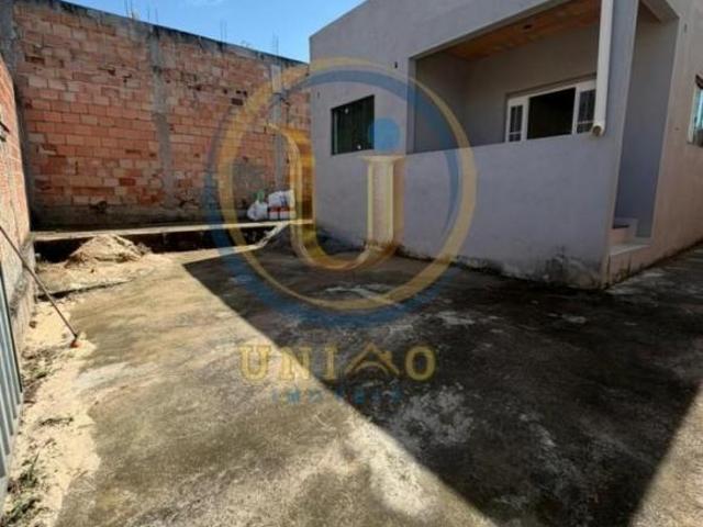 Casa com 2 quartos à venda em Santa Luzia, no bairro Petrópolis
