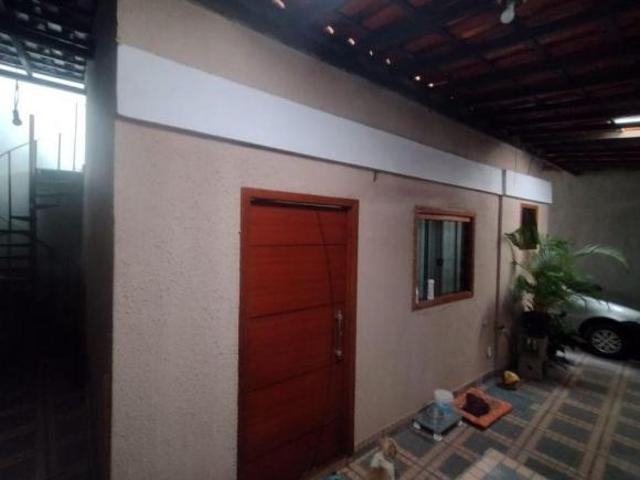 Casa com 2 quartos à venda em Sabará, no bairro Adelmolândia