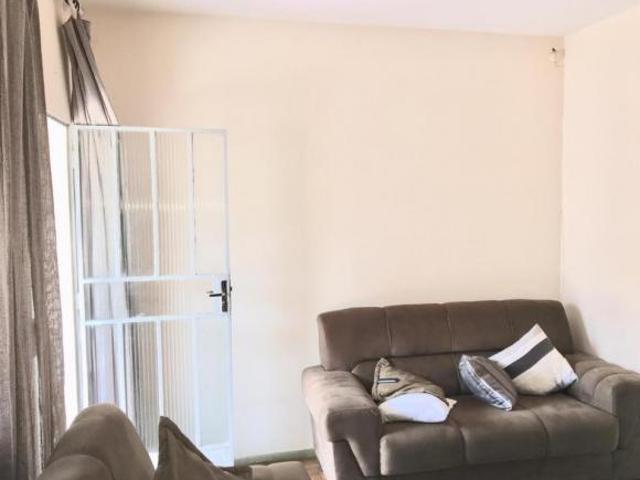 Casa com 2 quartos à venda em Sabará, no bairro Vila Nova Vista