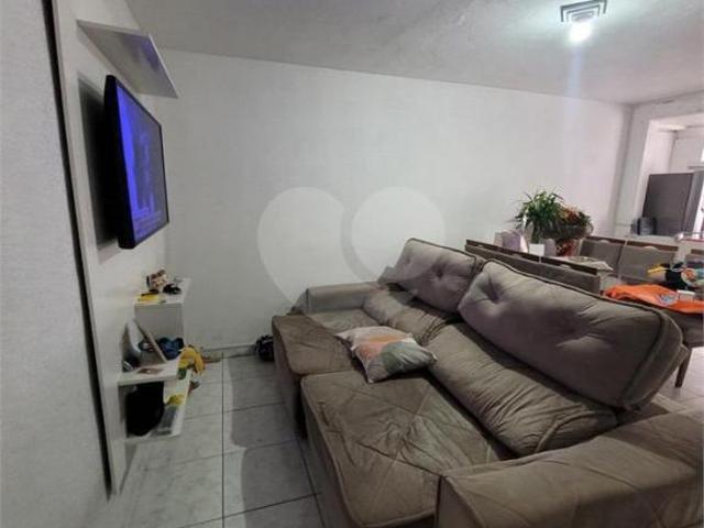 Casa com 2 quartos à venda em Sítio cercado PR