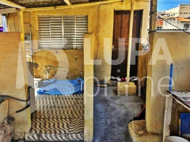 CASA COM 2 QUARTOS À VENDA NA VILA MEDEIROS