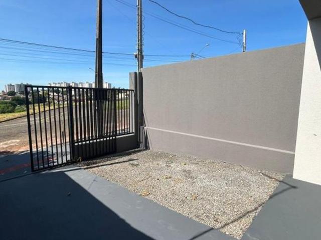 CASA COM 2 QUARTOS A VENDA NA ZONA NORTE