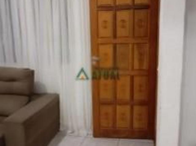 CASA COM 2 QUARTOS A VENDA NA REGIÃO SUL DE LONDRINA