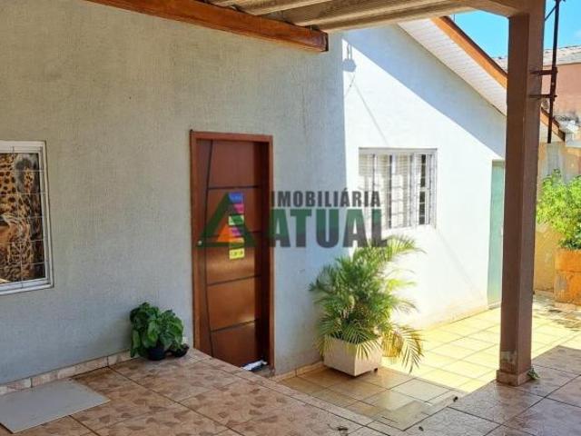 CASA COM 2 QUARTOS A VENDA NA REGIÃO SUL
