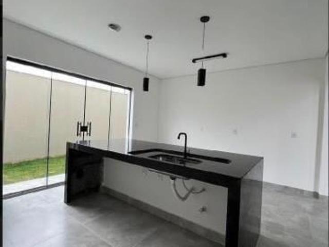 Casa com 2 quartos à venda no Bairro Cidade Jardim Uberlândia/MG