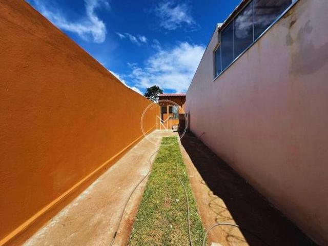Casa com 2 Quartos a Venda no bairro Atenas