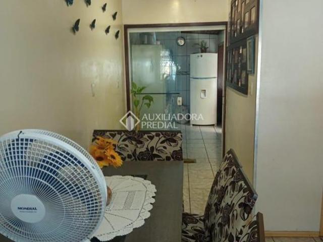 Casa com 2 Quartos à Venda no bairro Igara com 60m²