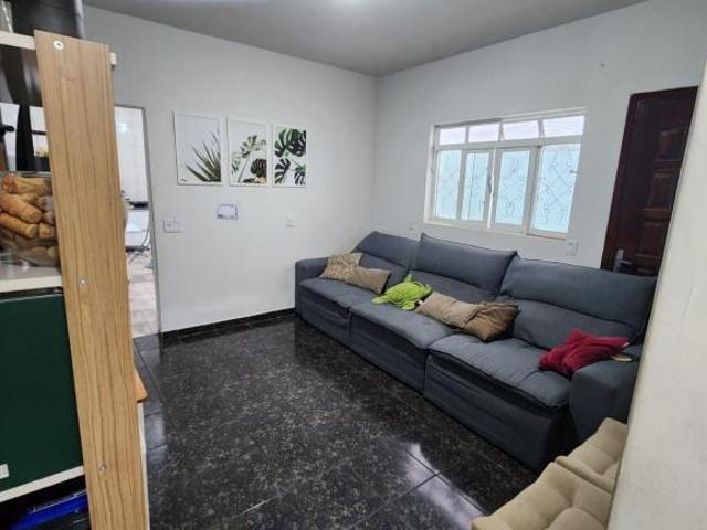 CASA COM 2 QUARTOS À VENDA NO BAIRRO TULIPAS, EM JUNDIAÍ SP!