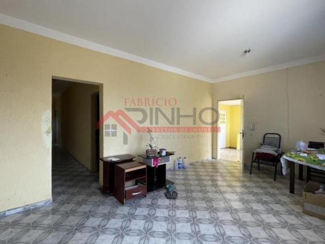 Casa com 2 Quartos, à Venda no Bairro Vila Figueira em Suzano/SP