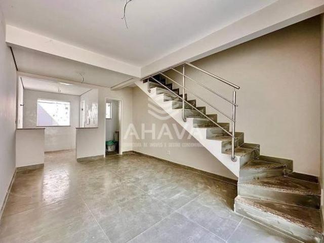 Casa com 2 Quartos à Venda, Planalto