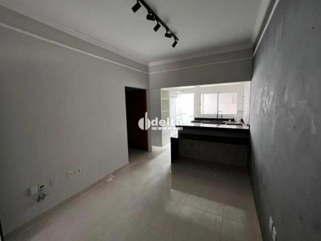 Casa com 2 quartos disponível para venda no bairro Shopping Park em Uberlândia MG