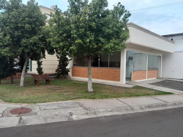 Casa com 2 quartos e 47m² para alugar em Morada Gaúcha, Gravataí