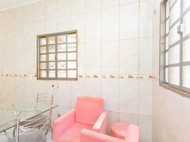 Casa com 2 quartos e 45m² para alugar em Sarandi, Porto Alegre