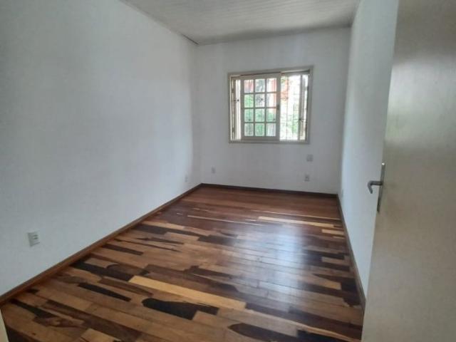 Casa com 2 quartos e 85m² para alugar em Medianeira, Porto Alegre
