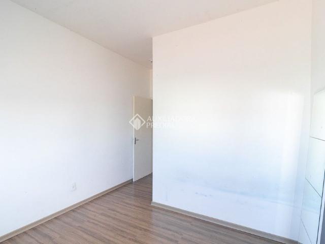 Casa com 2 quartos e 102m² para alugar em Hípica, Porto Alegre