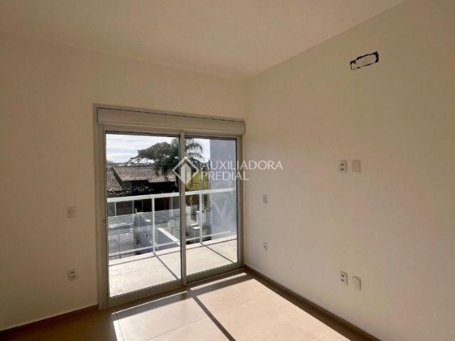 Casa com 2 quartos e 105m² para alugar em Campeche, Florianópolis