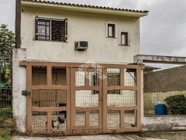 Casa com 2 quartos e 110m² à venda no bairro Jardim Leopoldina