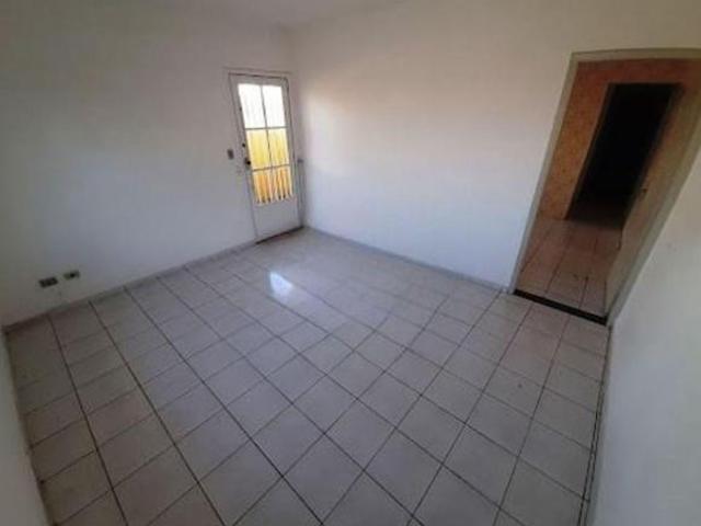 Casa com 2 quartos e 120 m² à venda em Jardim Bonfiglioli