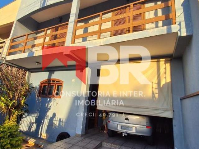 Casa com 2 quartos e 125 m² à venda em Jardim Santa Luíza