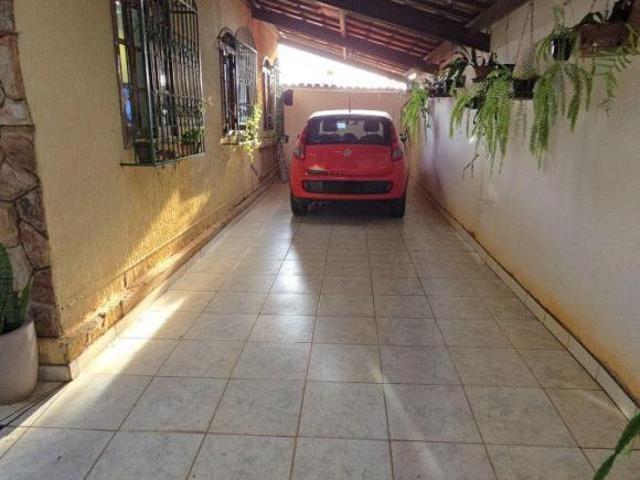 Casa com 2 quartos e 130 m² à venda em Santa Amélia