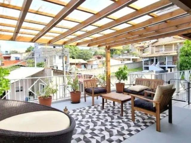 Casa com 2 quartos e 140m² para alugar em Ingleses do Rio Vermelho, Florianópolis