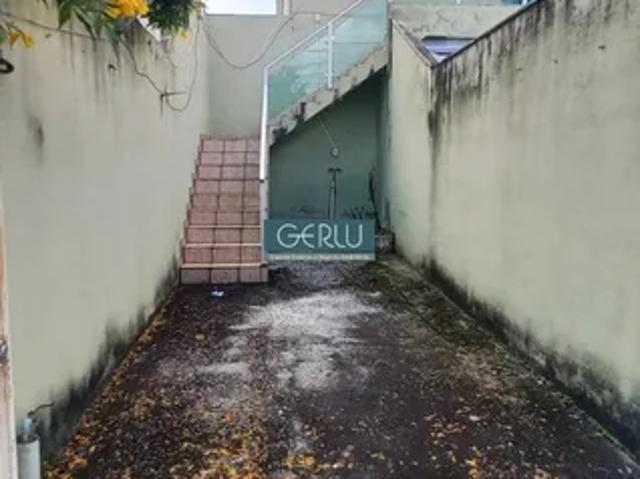 Casa com 2 Quartos e 1 banheiro à Venda, 100 m² por R$ 230.000