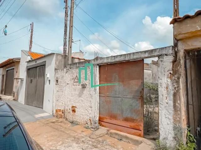 Casa com 2 Quartos e 1 banheiro à Venda, 10 m² por R$ 110.000