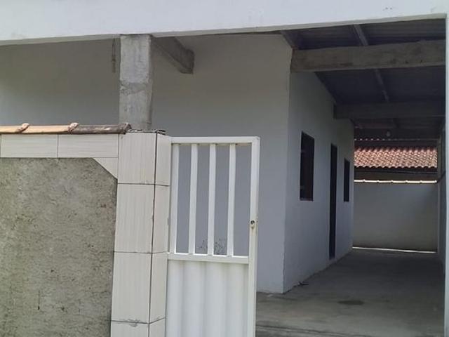 Casa com 2 Quartos e 1 banheiro à Venda, 118 m² por R$ 234.000