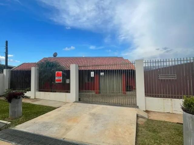Casa com 2 Quartos e 1 banheiro à Venda, 111 m² por R$ 500.000