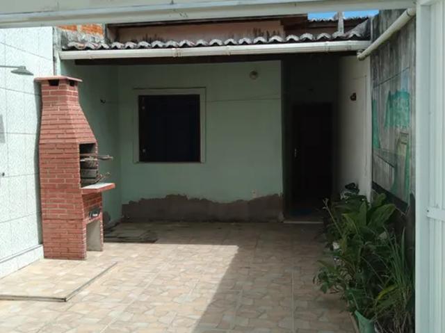 Casa com 2 Quartos e 1 banheiro à Venda, 125 m² por R$ 50.000