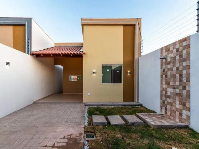 Casa com 2 Quartos e 1 banheiro à Venda, 120 m² por R$ 190.000