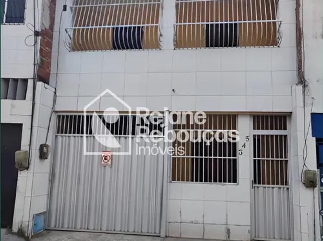 Casa com 2 Quartos e 1 banheiro à Venda, 120 m² por R$ 210.000