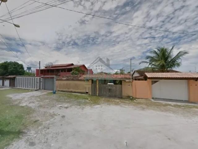 Casa com 2 Quartos e 1 banheiro à Venda, 120 m² por R$ 360.000