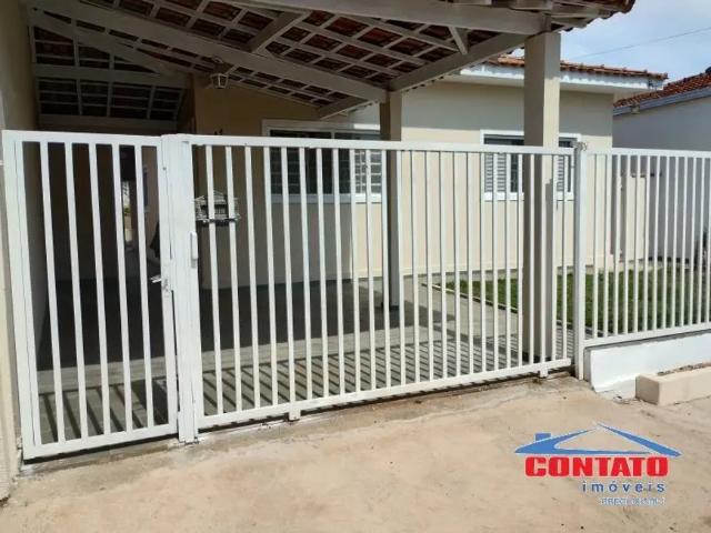 Casa com 2 Quartos e 1 banheiro à Venda, 120 m² por R$ 360.004