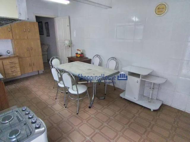 Casa com 2 Quartos e 1 banheiro à Venda, 120 m² por R$ 645.000