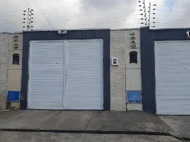 Casa com 2 Quartos e 1 banheiro à Venda, 120 m² por R$ 93.695
