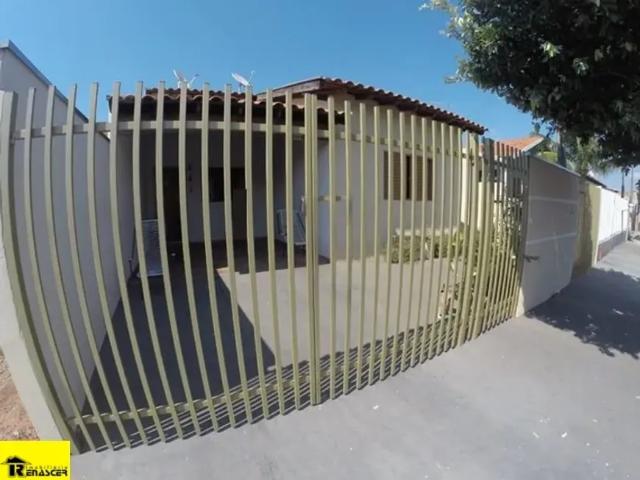 Casa com 2 Quartos e 1 banheiro à Venda, 138 m² por R$ 280.000