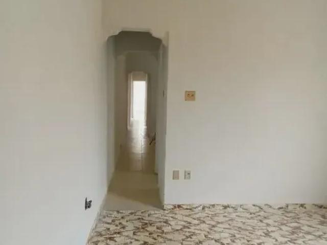 Casa com 2 Quartos e 1 banheiro à Venda, 132 m² por R$ 180.000