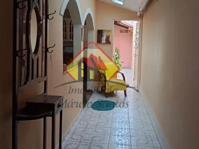 Casa com 2 Quartos e 1 banheiro à Venda, 140 m² por R$ 290.000