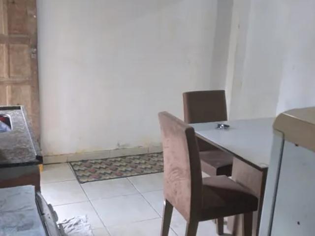 Casa com 2 Quartos e 1 banheiro à Venda, 154 m² por R$ 100.000