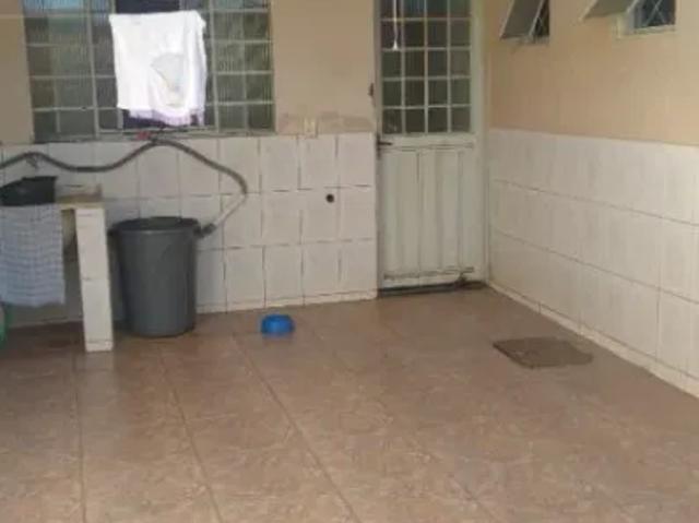 Casa com 2 Quartos e 1 banheiro à Venda, 170 m² por R$ 280.000