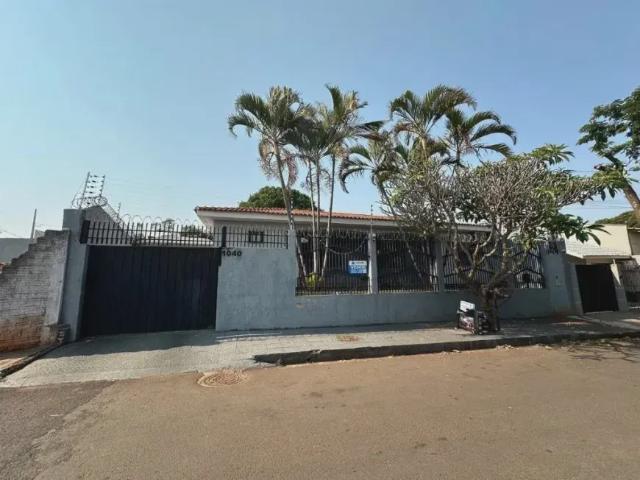 Casa com 2 Quartos e 1 banheiro à Venda, 240 m² por R$ 150.000