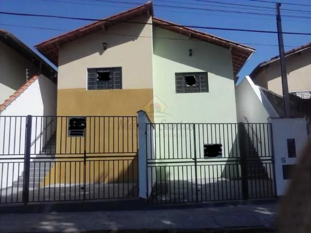 Casa com 2 Quartos e 1 banheiro à Venda, 32 m² por R$ 230.000